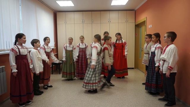 ФОЛЬКЛОРНЫЙ АНСАМБЛЬ _СЕНЕЖАТА"_ВОТ ЗАДУМАЛ КОМАРИК ЖЕНИТЬСЯ_ (ШУТОЧНАЯ) Тимоновская ДШИ