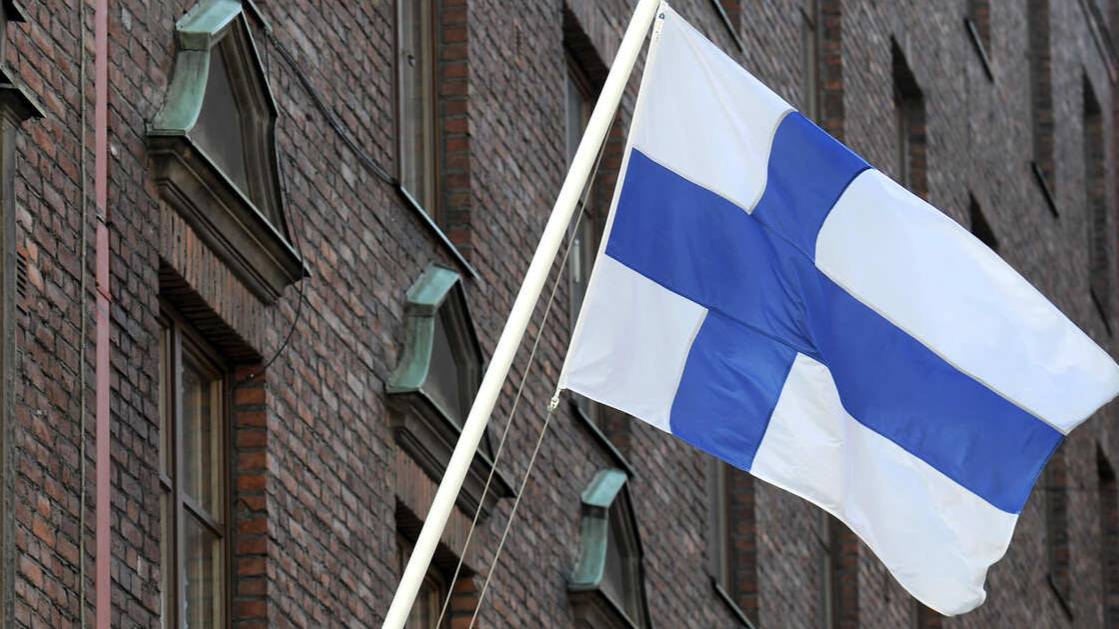 Bloomberg: ухудшение отношений с РФ вогнало в кризис приграничье Финляндии