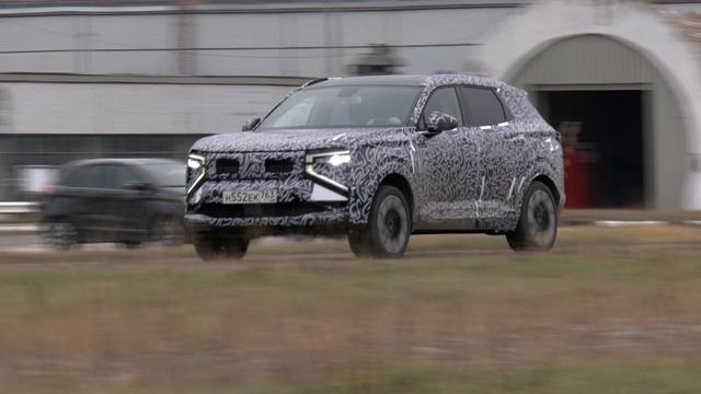 АВТОВАЗ проводит испытания кроссовера собственной разработки LADA Azimut