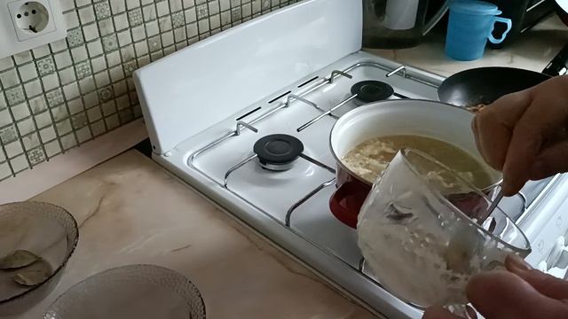 ВАРИМ СУП С КЛЁЦКАМИ