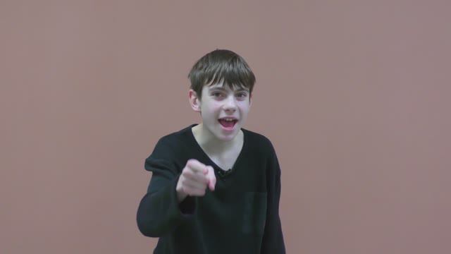 Иван Загородний. 13 лет. "Человек за ширмой". А. Аверченко.