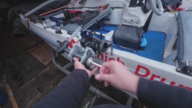 Адский гараж Иваныча. Установка Ротатора BM Factory и Garmin Ultra2 106 sv