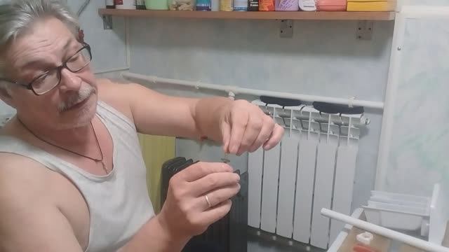 Жизнь в деревне: Самоделка - сушилка для носков. Выпали зубы