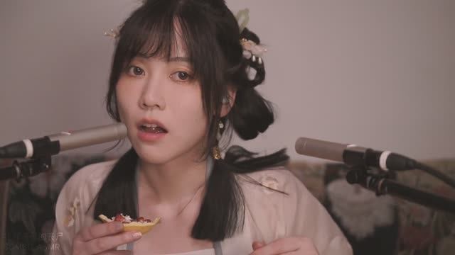 🧟♀️丧妹 ASMR／Happy Mid-Autumn Festival~ Let’s eat and drink together! [SOMBIE]