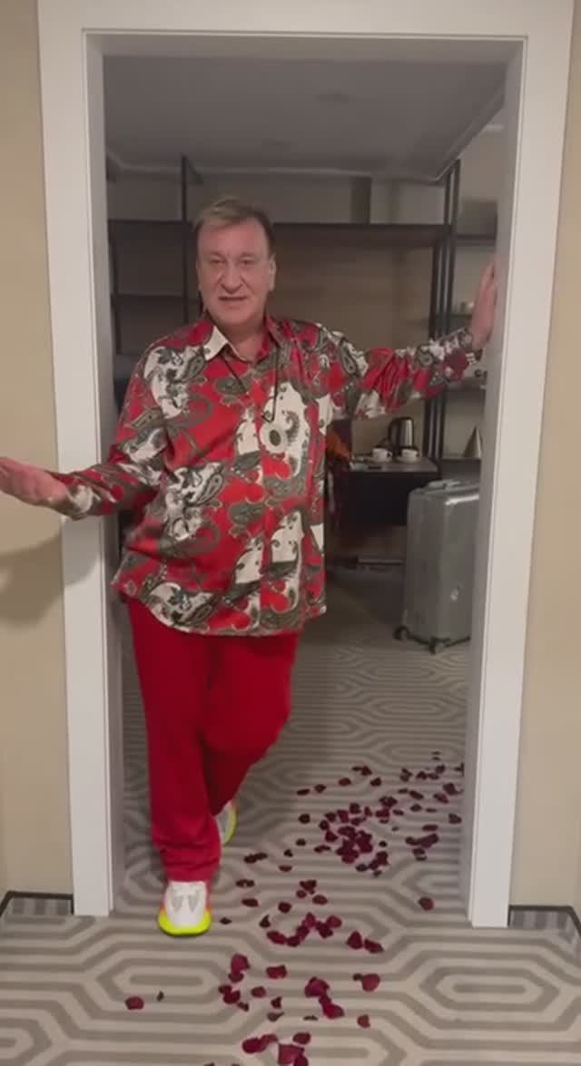 Подарки от моих поклонников!