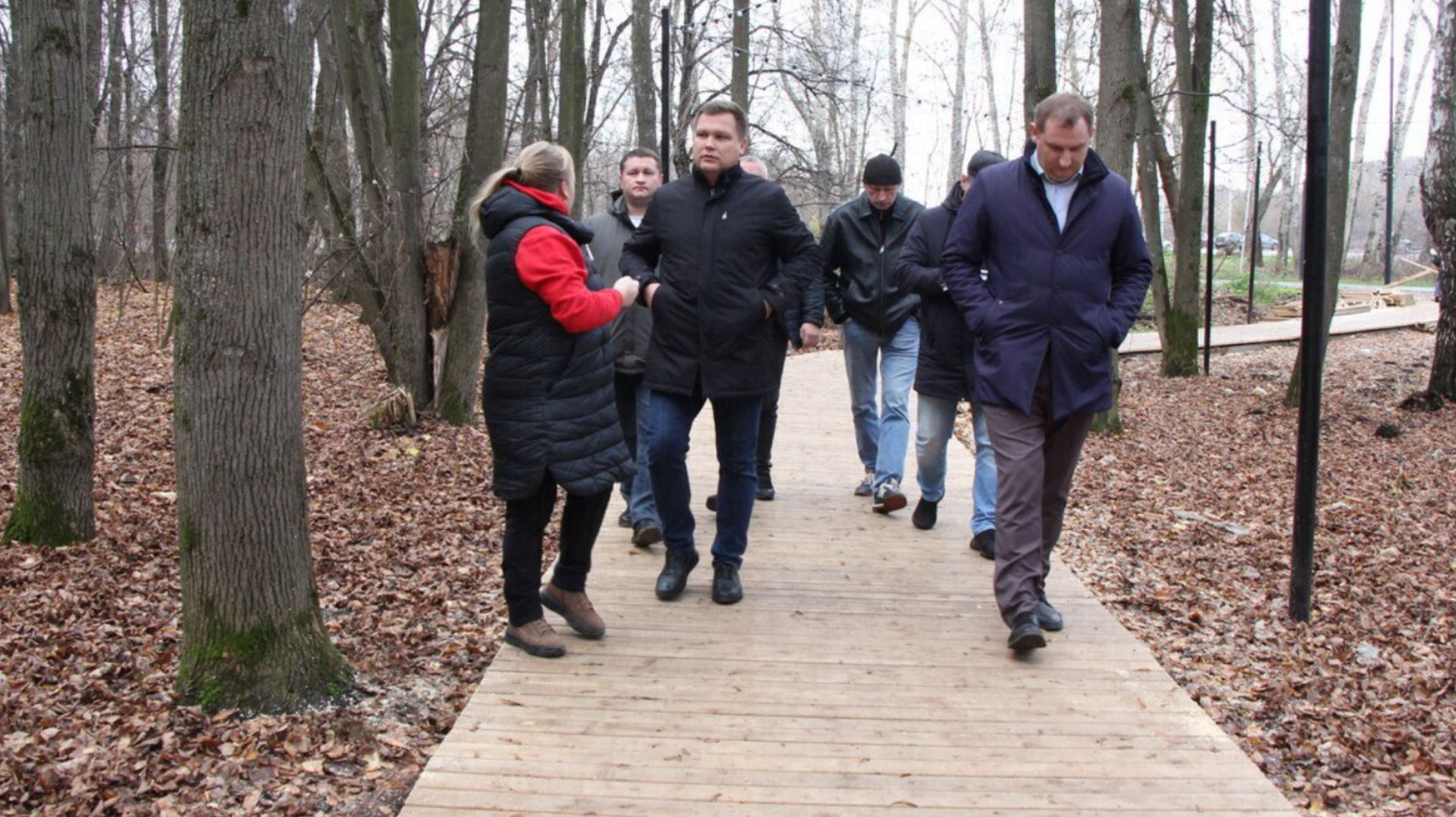 Изумленный пешеход.Обзор событий недели.РВ ТВ