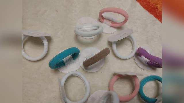 Резинки для бантиков.