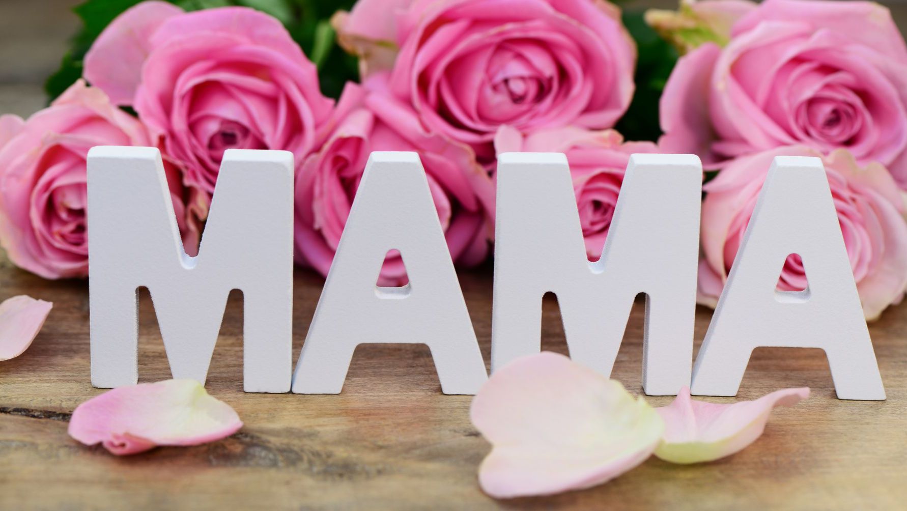 МОЮ ПЕСНЮ "МАМОЧКА" СПЕЛА ОЧЕНЬ ПРОНИКНОВЕННО И ЧУВСТВЕННО НЕИЗВЕСТНАЯ ПЕВИЦА