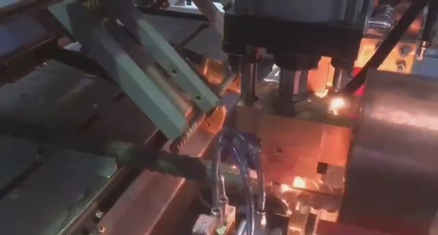 Сварка тяжелых арматурных двухветвевых каркасов