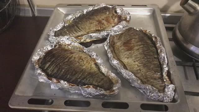 Новогодние жареные караси.