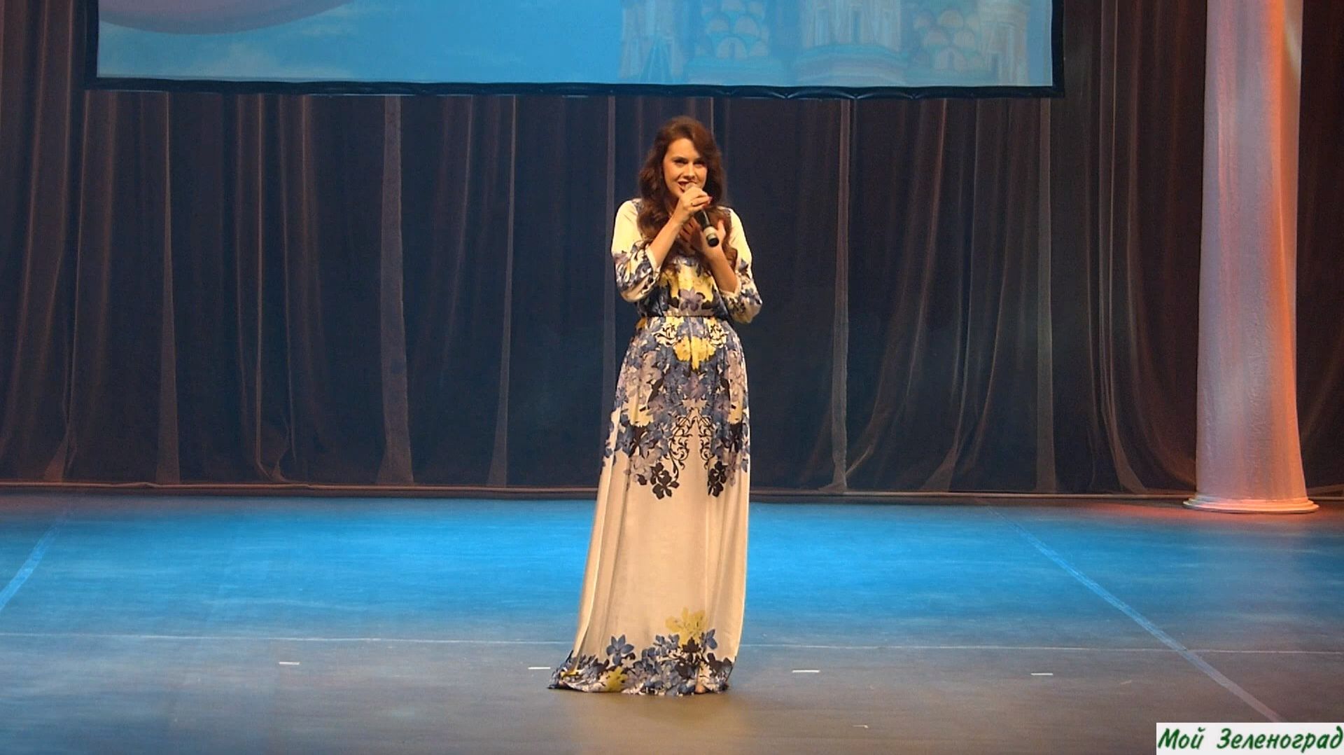 Алиса Быстрова (вокальная студия «Амадеус») - О моя Россия!