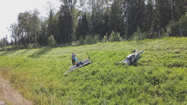 Радиоуправляемая косилка Brielmaier – на ЦКАДе в Москве