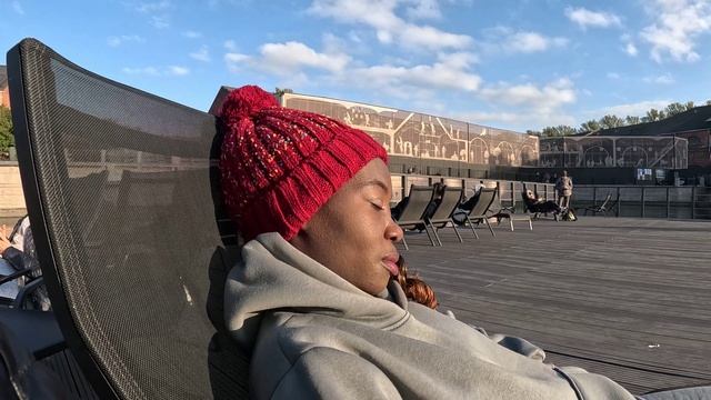 В парке новая голландия rus