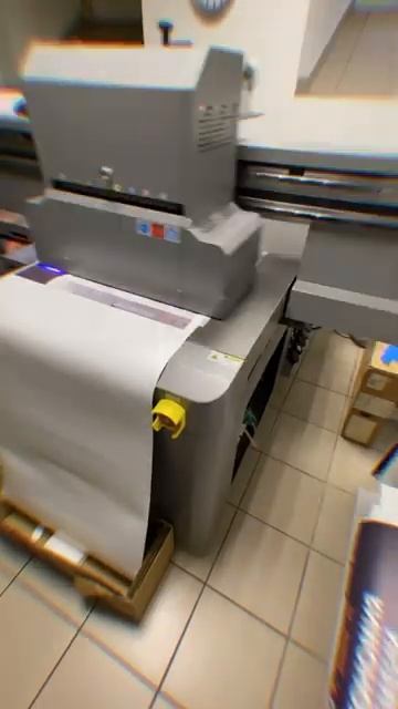 процесс широкоформатной УФ печати #shorts