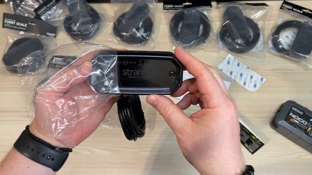 Обзор STRANDS FOR9T Scale RED / Красный