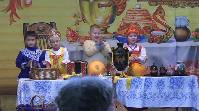 Осенняя ярмарка 2025 10 группа !