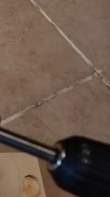 как сделать отверстие для мебельной петли