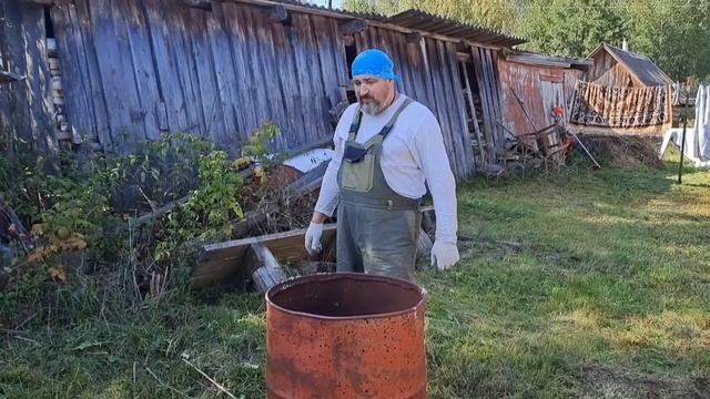 N°2. Купили дом в деревне || Первая живность || Начало ремонта в нашем доме || переехали в деревню