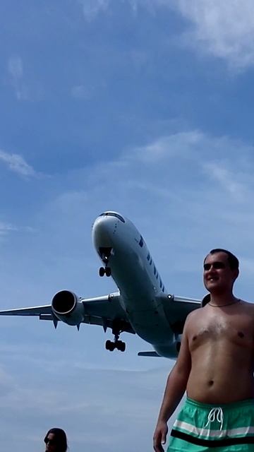 Самолёты на пляже Май-Као. Пляж с самолётами на Пхукете