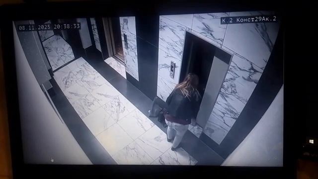 Трёхлетний ребёнок упал в шахту лифта, оперевшись на его дверь — новая фобия из Воронежа.