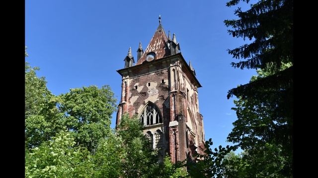 Александровский сад (башни)  1 августа 2015