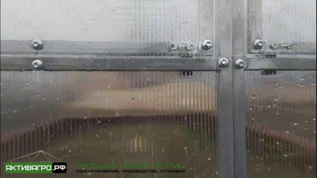 Видеообзор на теплицу Ударница Агроном 7.5х14 м шаг между дугами 0.65 м с автоматическими форточками