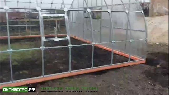 Видеообзор на теплицу Ударница Агроном 7.5х14 м шаг между дугами 0.65 м на брусовом фундаменте