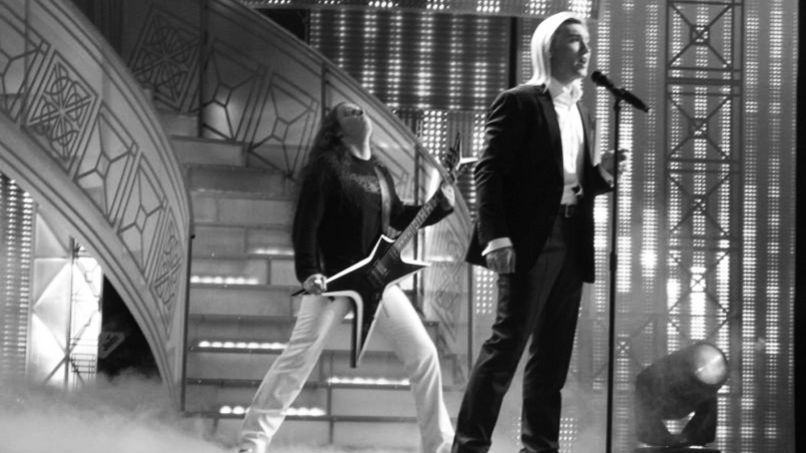 Пётр Елфимов - Поверь в любовь (Эстрадный коктейль, 08.03.2011 г.)