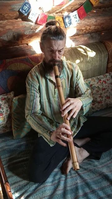 Импровизация на бамбуковой флейте cяо-ти