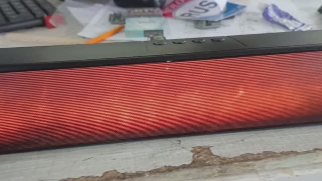 Defender z 8 симпатичная колоночка