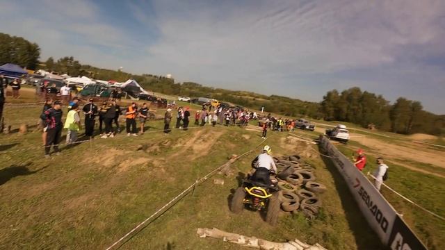 А вот и она — легендарная полоса препятствий F7 Challenge!