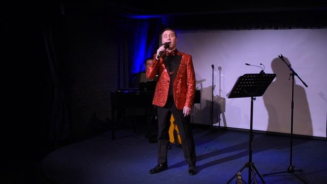 Виталий Ленский - песня из фильма Неуловимые мстители (Б.Мокроусов - Р.Рождественский)