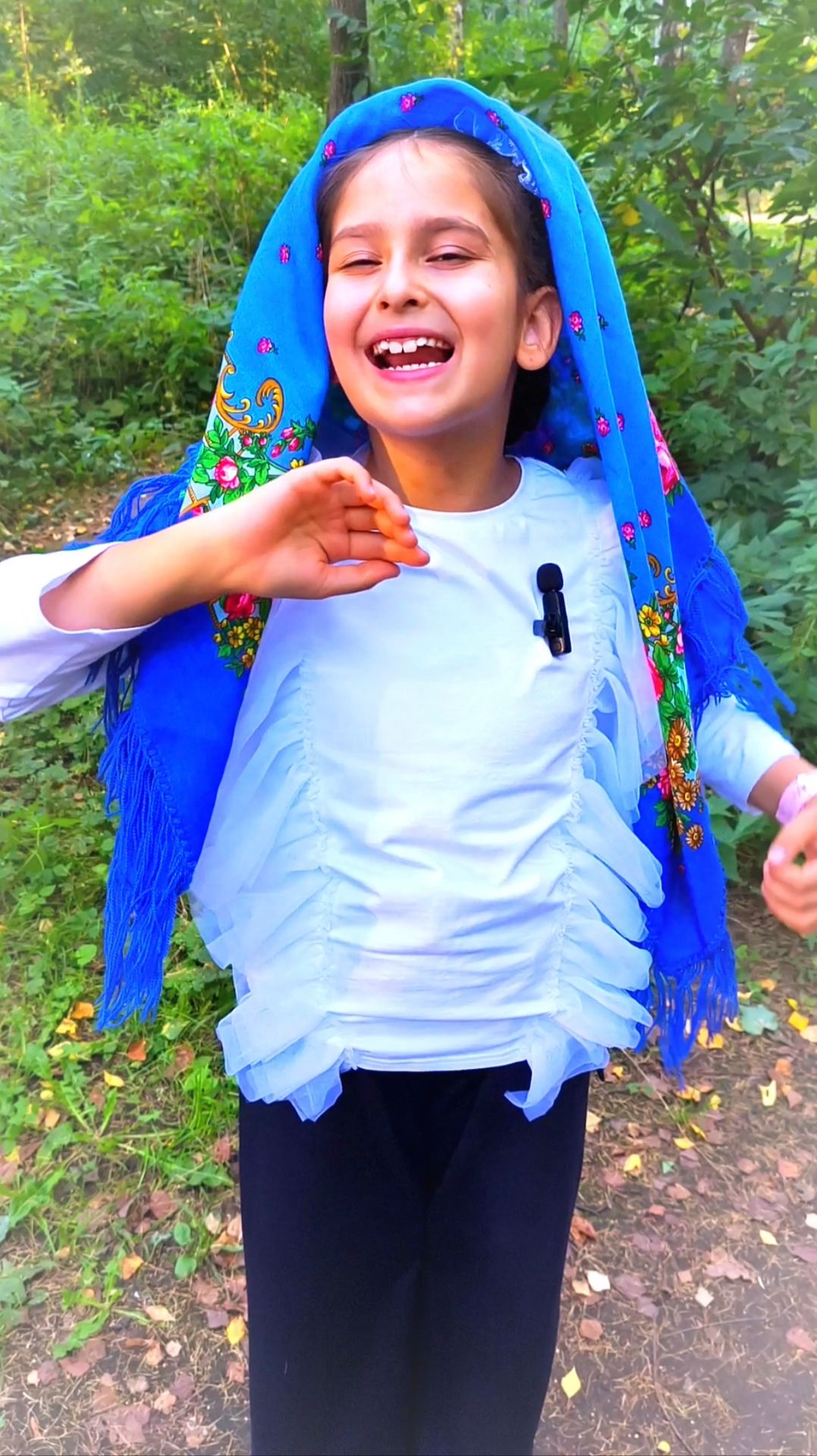 А.А. Фет. Мама, гляь-ка из окошка. Читает: Арина Коноваленко, 8 лет