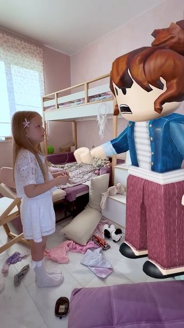 Мама из Роблокса наругала за бардак
