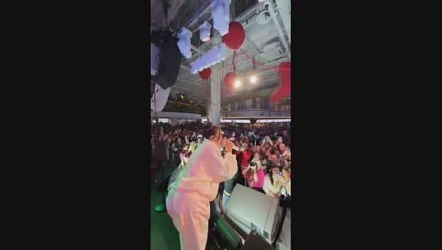 Мари Краймбрери вспомнила о прошлом  концерт «Новое Радио Движ»