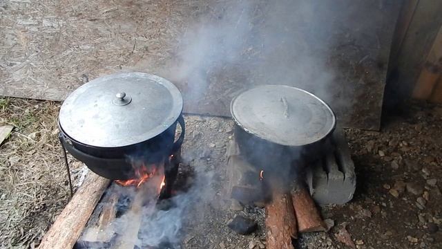Готовим тушенку на газовой плите