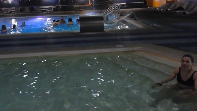 Послушайте красивую песню Ильи Яббарова из дома 2.  Яббаров Илья -Я смотрю в твои глаза....