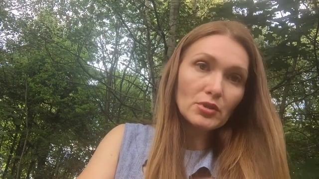 Стадии развития: симбиоз, протест, независимость и равностность.