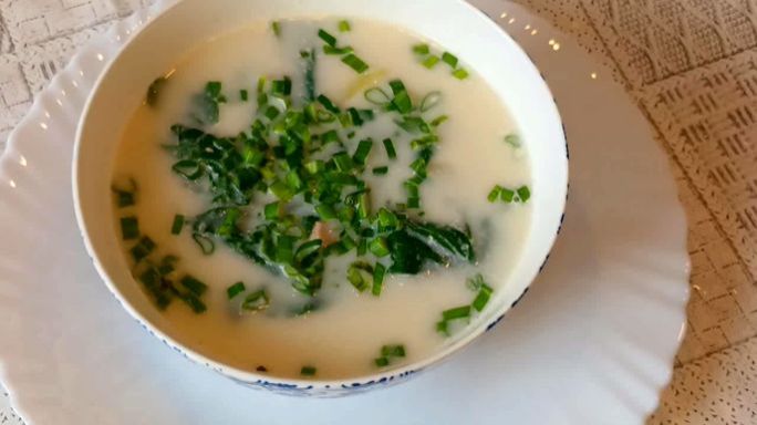 Легкий Суп из Ботвы Редиски // Вкусный Летний Супчик /