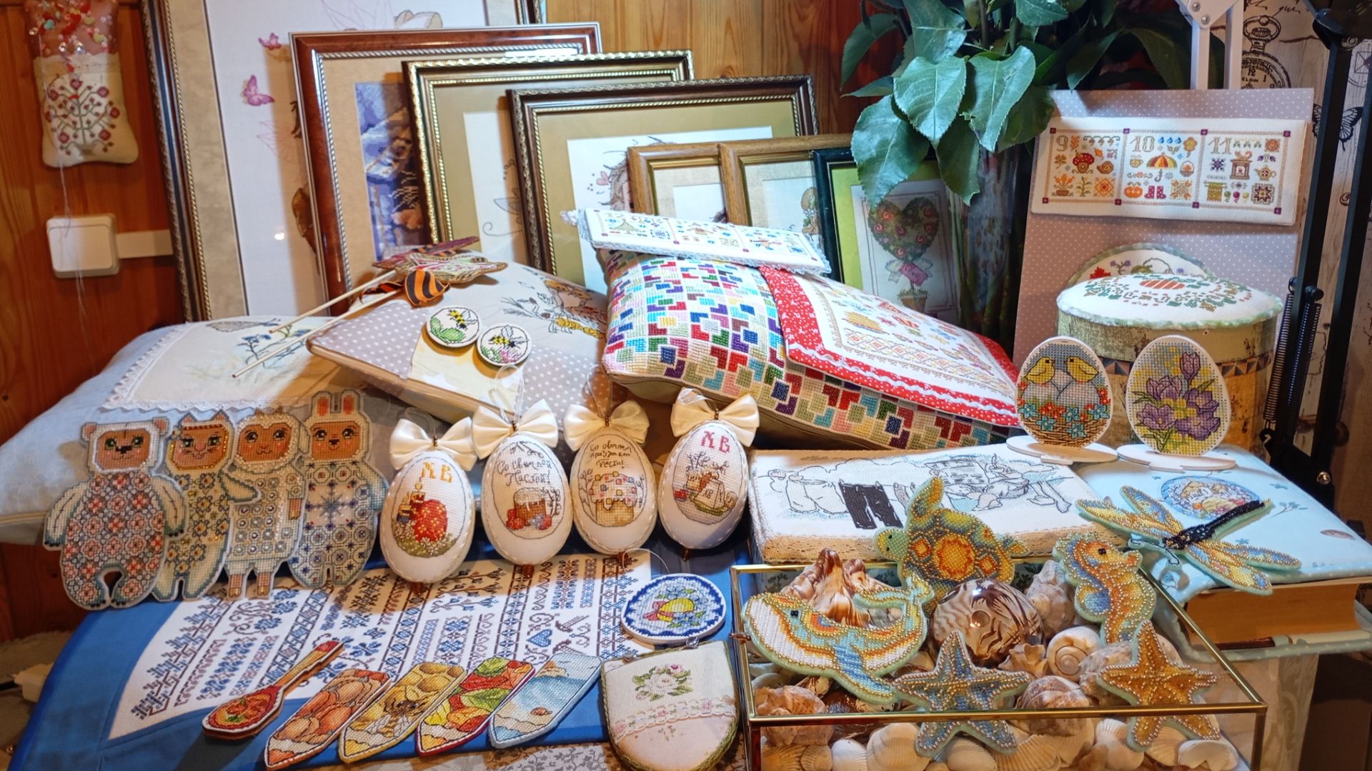 35 готовых работ по авторским схемам