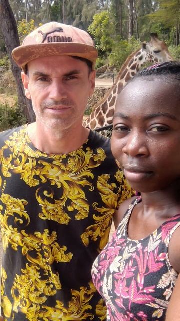 Национальный парк Бамбури на Момбасе Кения