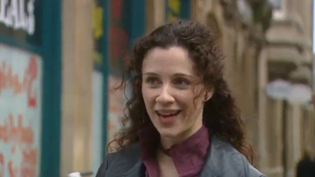 New Headway Ep 11 Changes of dresses