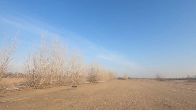 Поездка на брошенный аэродром.😊