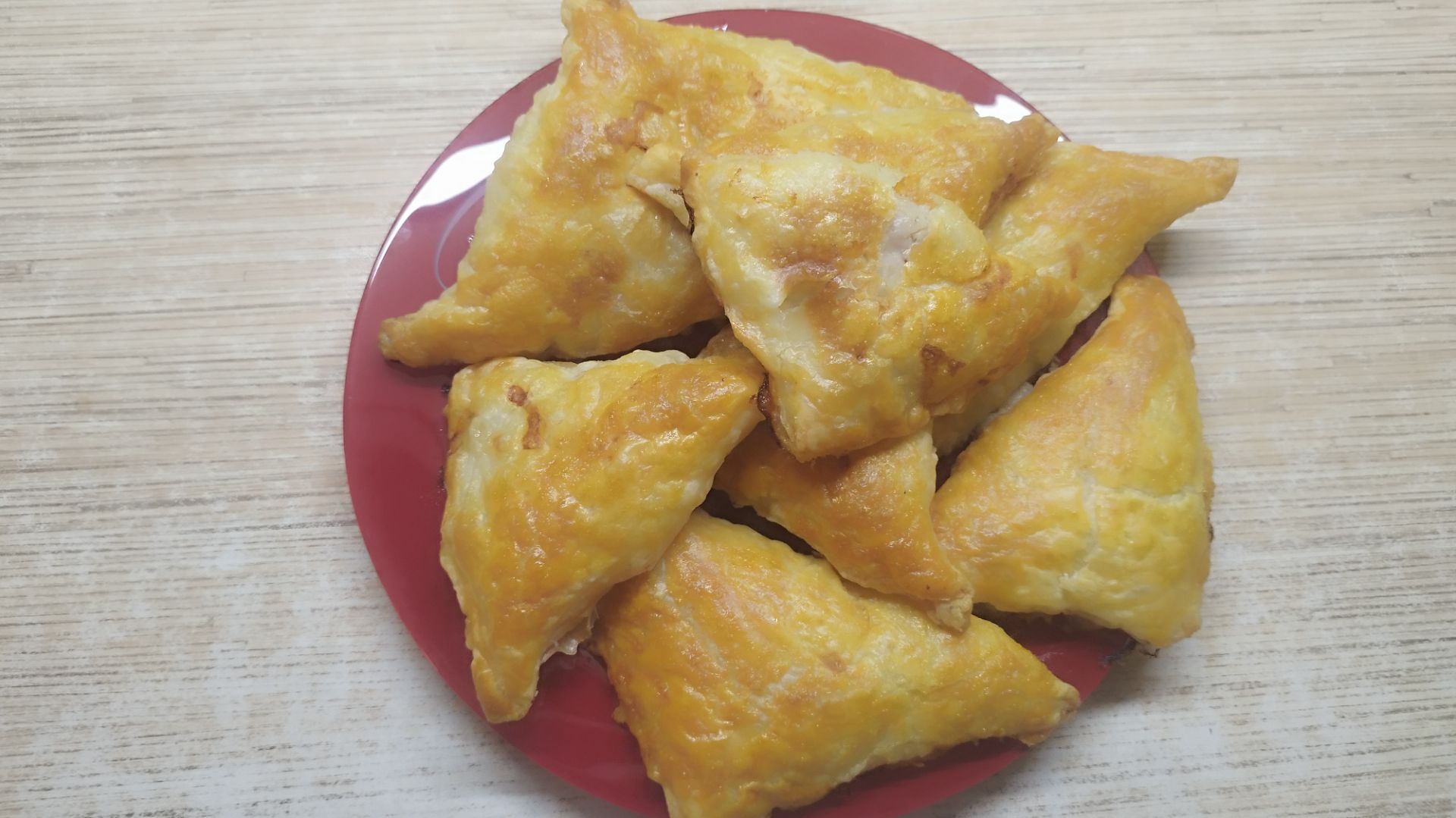 Самса из слоеного бездрожжевого теста