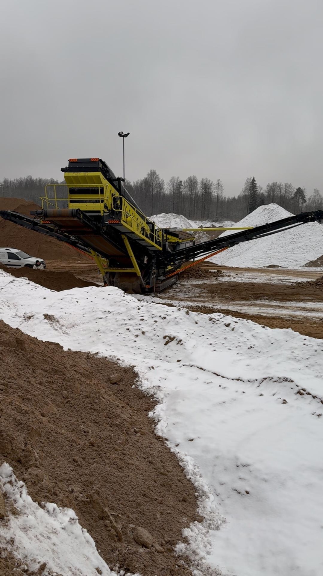 Грохот АТОМ S1560 прошёл плановое ТО после 250 м/ч и продолжает работу на карьере