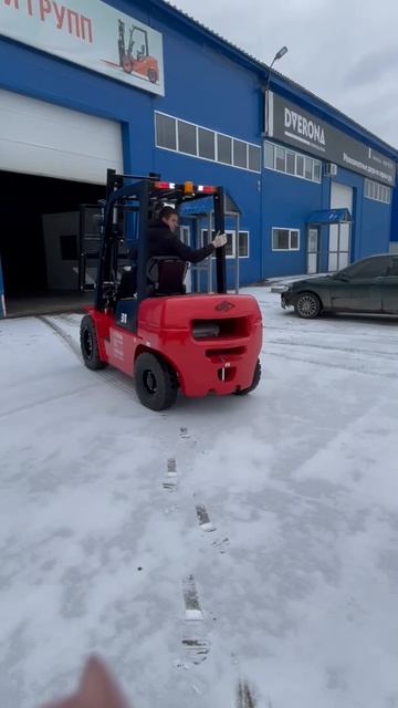 Отгрузка Вилочный погрузчик CPCD30-AG2 M300