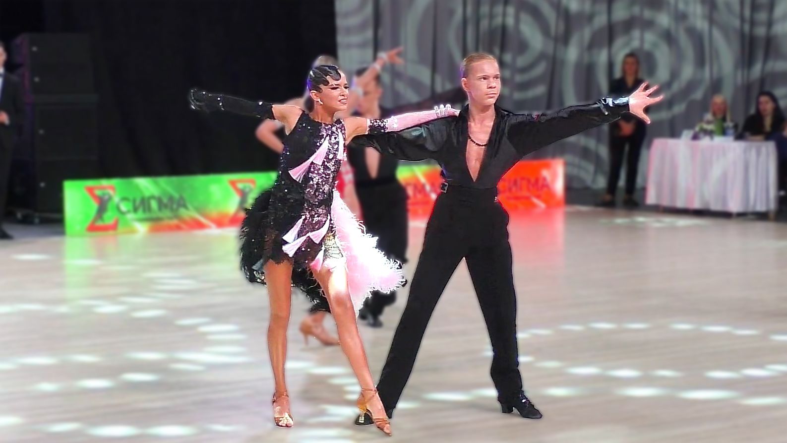 Юниоры-2 La (Open): ча-ча-ча, самба, румба, пасодобль, джайв. Белая Русь 2025 / бальные танцы