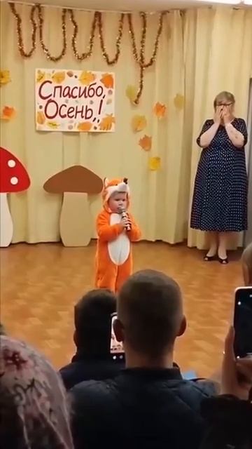 Чалился в садике от звонка до звонка — за кашу манную, за жизнь туманную.😁