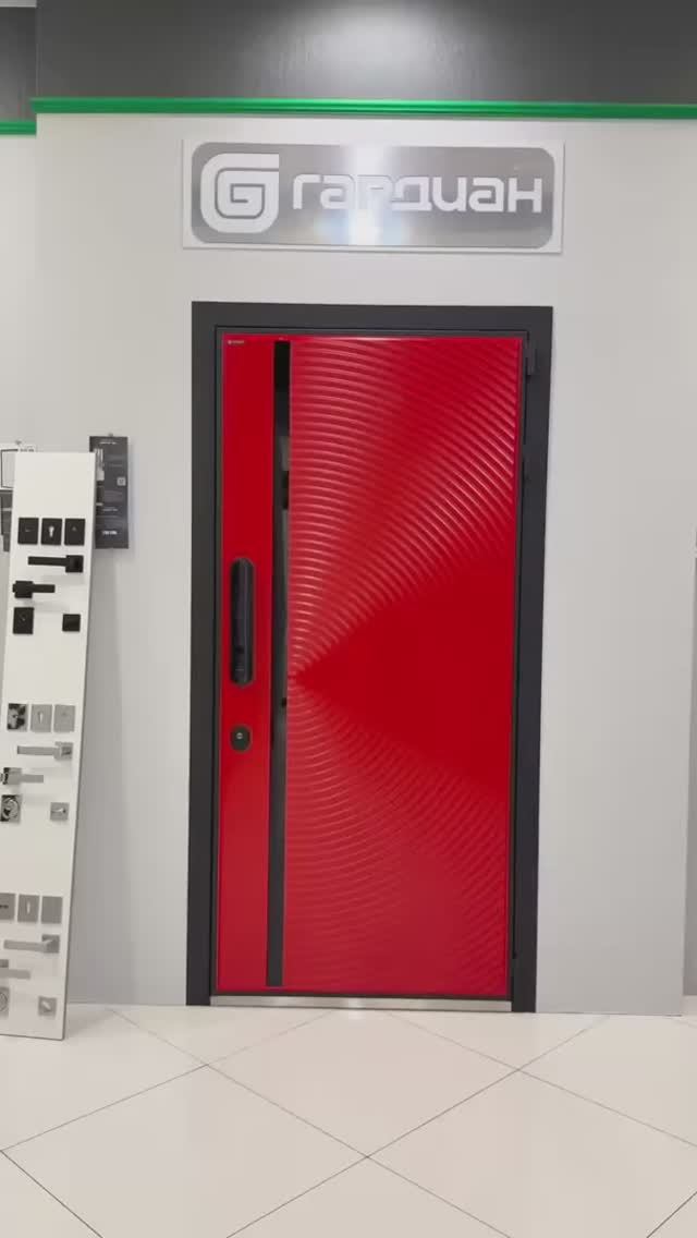 Умные входные двери с биометрическим замком