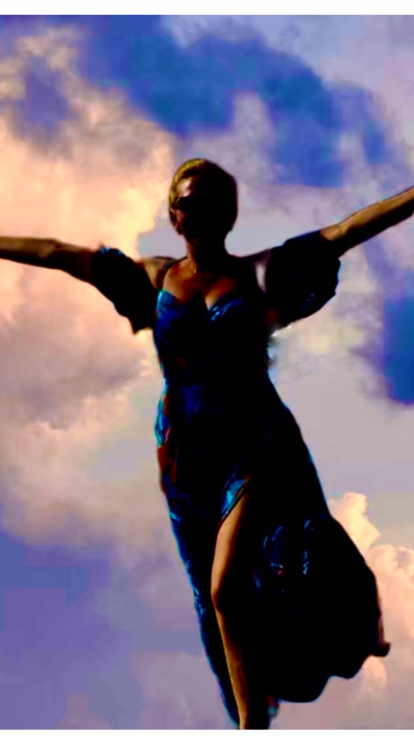 Новый хит «Ты мой ветер, моя свобода!» От Богини Светы